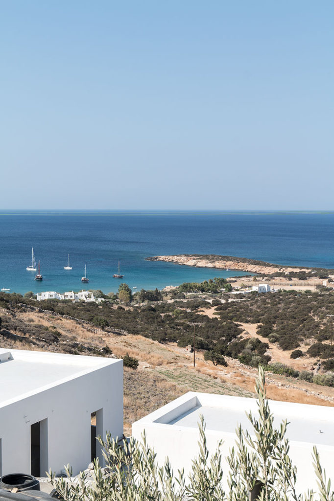 Experienta Metaxa & The Clumsies in superba insula Paros din Grecia